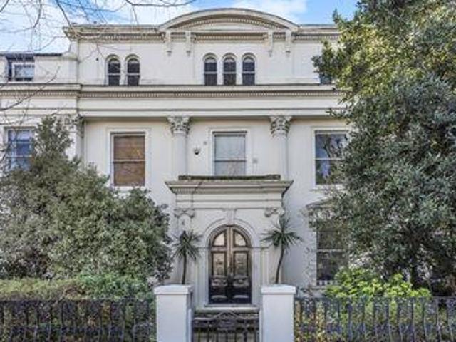 2 Bedrooms Flat for rent in Top Floor Flat, Maida Avenue, Little Venice W2