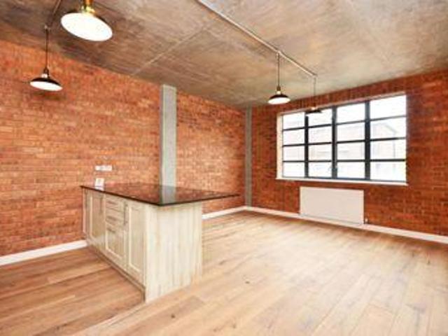 2 Bedrooms Flat for rent in Tagwright House, Old Street N1