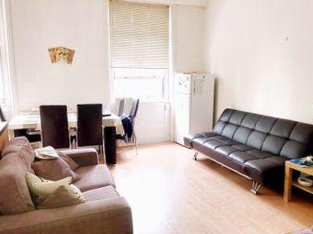 2 Bedrooms Flat for rent in Talbot Sqaure, London W2