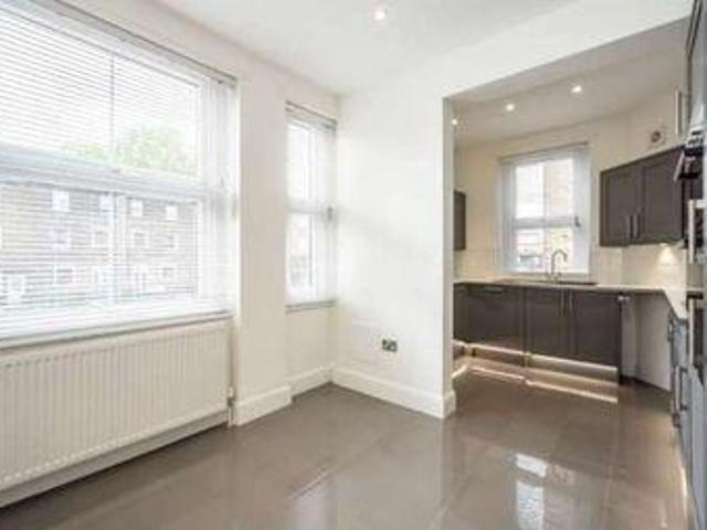 2 Bedrooms Flat for rent in Talgarth Road, Fulham W14