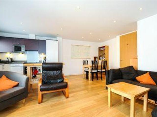 2 Bedrooms Flat for rent in Tanner Street, London Bridge SE1