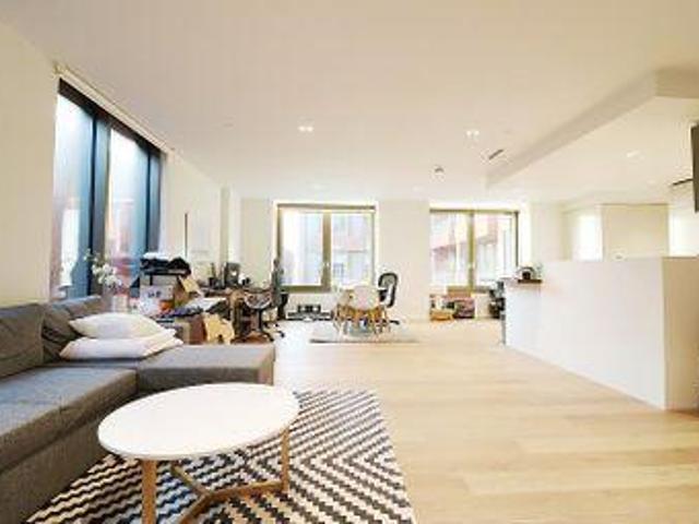 2 Bedrooms Flat for rent in Tapestry Apartments, Canal Reach, Kings Cross, London N1C