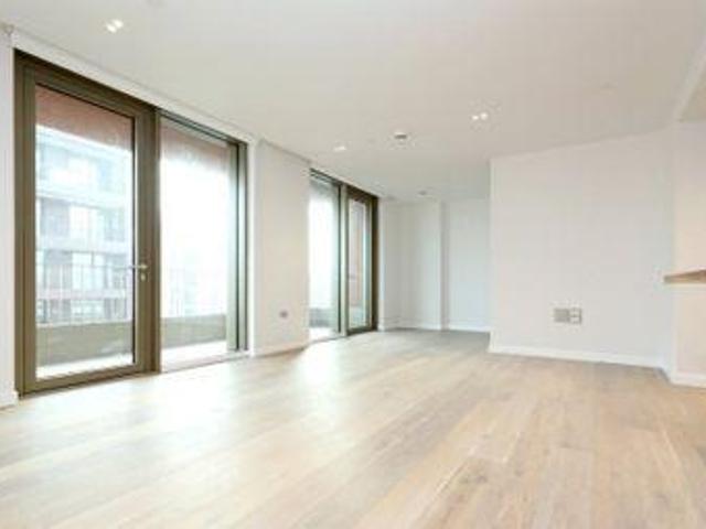 2 Bedrooms Flat for rent in Tapestry, Kings Cross, Canal Reach N1C