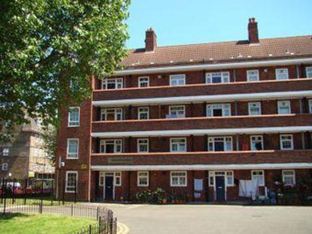 2 Bedrooms Flat for rent in Teale Street, London E2