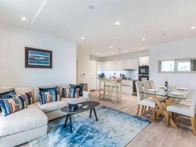2 Bedrooms Flat for rent in Telegraph Avenue, Greenwich SE10
