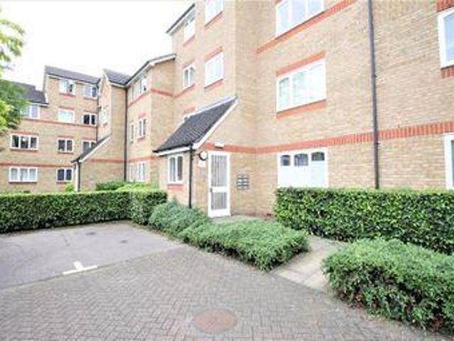 2 Bedrooms Flat for rent in Telegraph Place, Canary Wharf E14