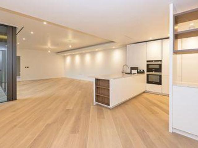 2 Bedrooms Flat for rent in Television Centre, The Crescent, Wood Crescent, White City W12