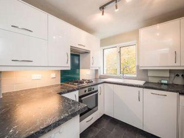 2 Bedrooms Flat for rent in Telford Road, Edinburgh EH4