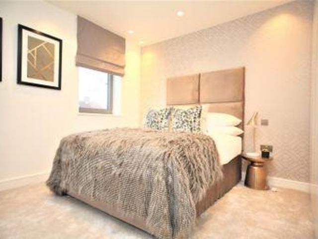 2 Bedrooms Flat for rent in Tenby Mansions, Brent Street, Hendon NW4