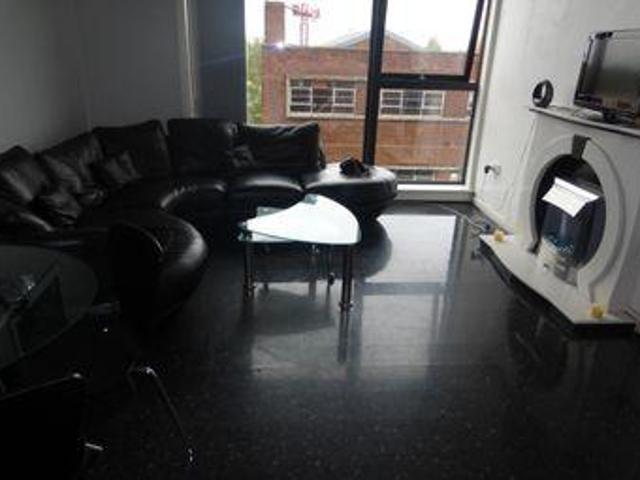 2 Bedrooms Flat for rent in Tenby Street North, Hockley, Birmingham B1
