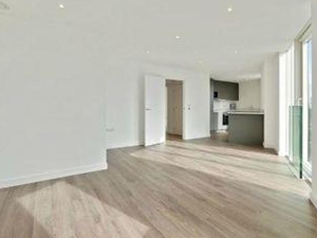 2 Bedrooms Flat for rent in Tennyson Apartments, London, Croydon CR0