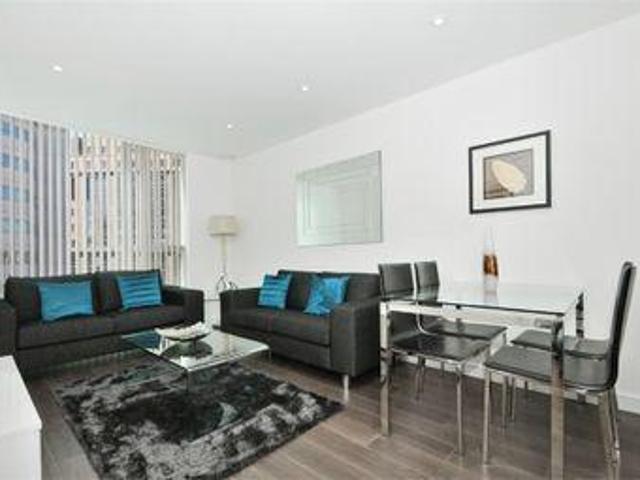 2 Bedrooms Flat for rent in Tennyson Apartments, Saffron Central Square, Wellesley Road, Croydon, Surrey CR0