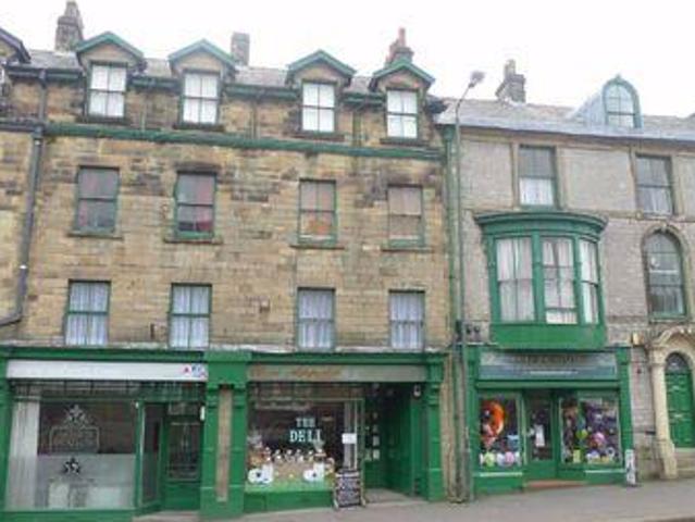 2 Bedrooms Flat for rent in Terrace Road, Buxton, Derbyshire SK17