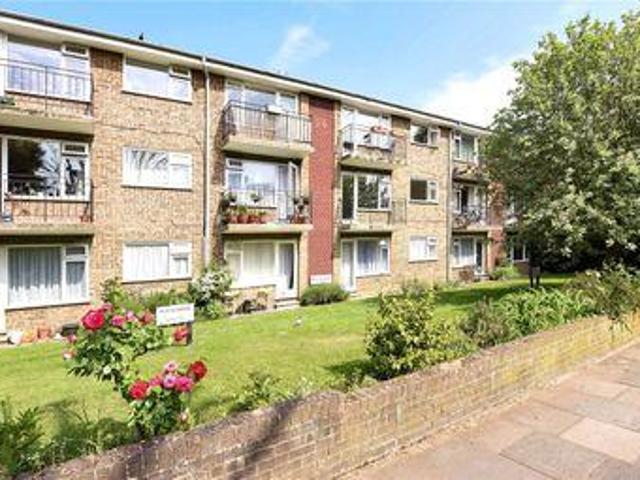 2 Bedrooms Flat for rent in Terrapins, Lovelace Road, Surbiton KT6