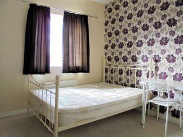 2 Bedrooms Flat for rent in Terry Road, Coventry, West Midlands CV3
