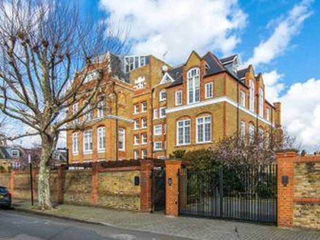 2 Bedrooms Flat for rent in Thackeray Road, Diamond Conservation Area SW8