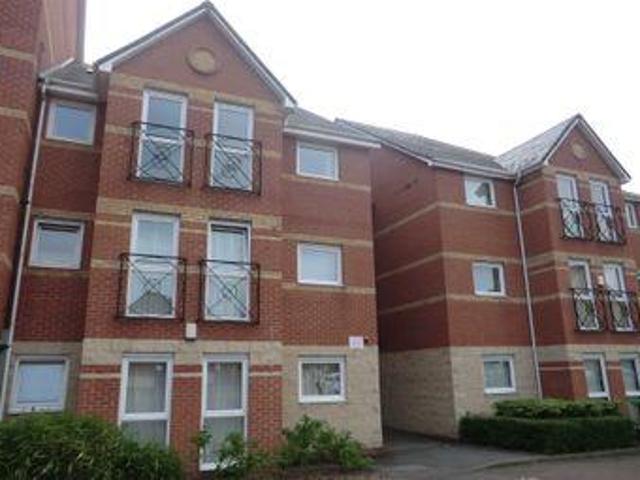 2 Bedrooms Flat for rent in Thackhall Street, Coventry CV2