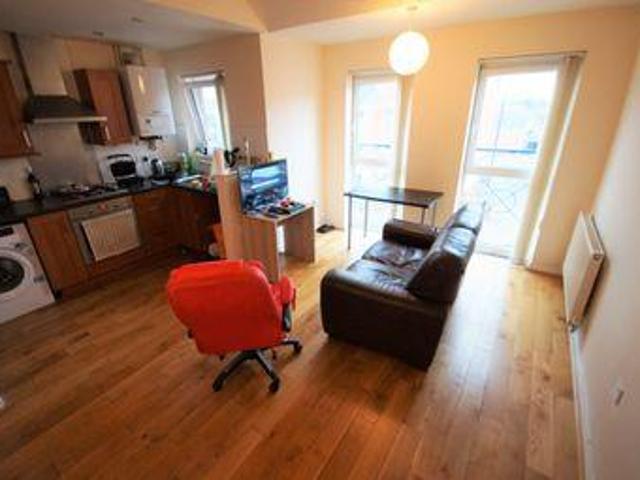 2 Bedrooms Flat for rent in Thackhall Street, Stoke, Coventry CV2