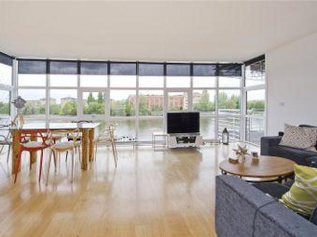 2 Bedrooms Flat for rent in Thames Reach, 80 Rainville Road, London W6