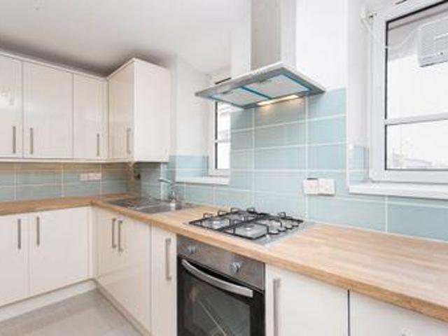 2 Bedrooms Flat for rent in Thames Street, London SE10
