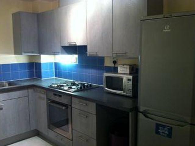 2 Bedrooms Flat for rent in Thames View, Axon Place, Ilford, Essex, London IG1