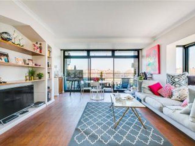 2 Bedrooms Flat for rent in Thameswalk Apartments, Hester Road, London SW11