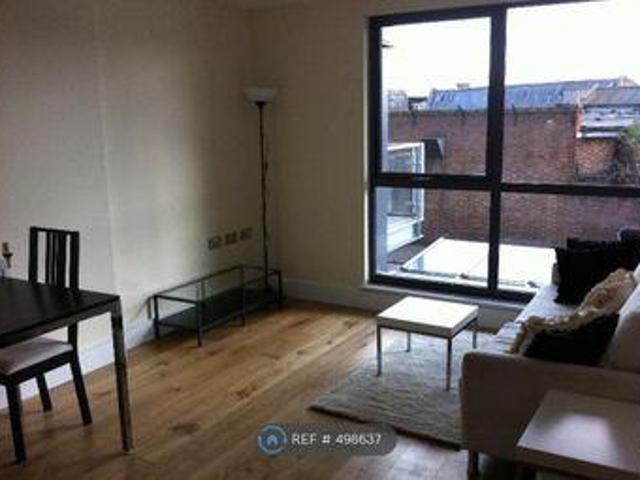 2 Bedrooms Flat for rent in The Mercury House, London E16