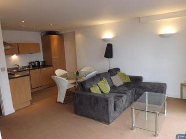 2 Bedrooms Flat for rent in The Nile, 26 City Road East, Manchester M15