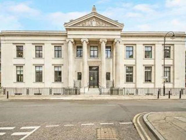 2 Bedrooms Flat for rent in The Old Town Hall Spa Road, London SE16