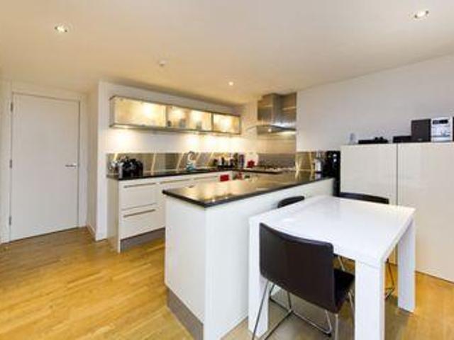 2 Bedrooms Flat for rent in The Academy, 20 Lawn Lane, London, London SW8