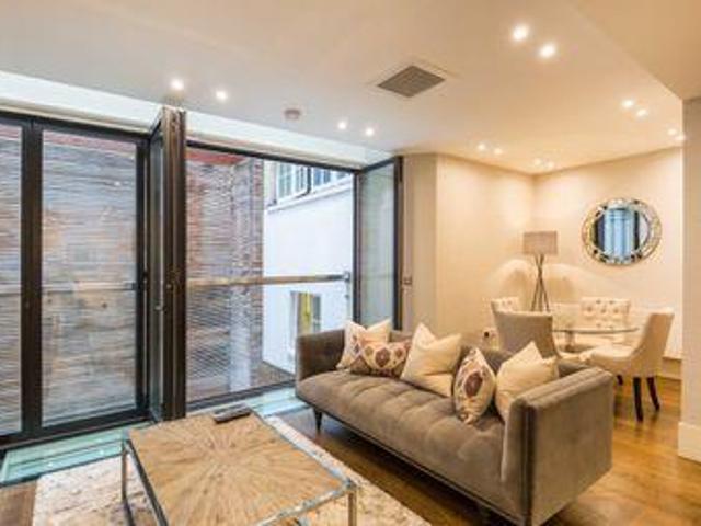 2 Bedrooms Flat for rent in The Armitage Apartments, Great Portland Street, London W1W