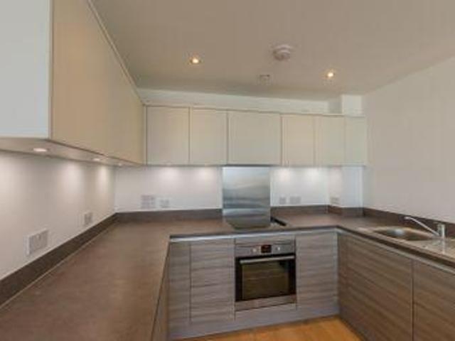 2 Bedrooms Flat for rent in The Boardwalk, Brighton Marina Village, Brighton BN2
