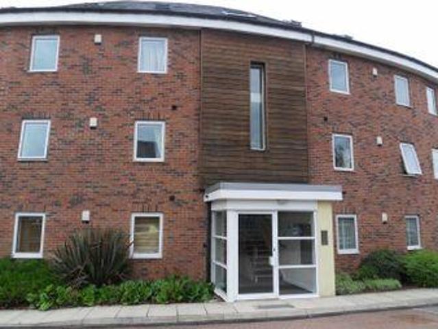 2 Bedrooms Flat for rent in The Dale, Sheffield S8