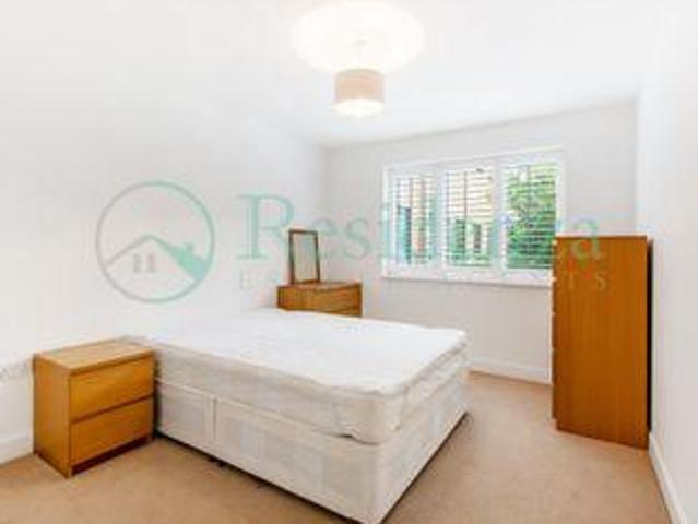 2 Bedrooms Flat for rent in The Downs, Wimbledon SW20