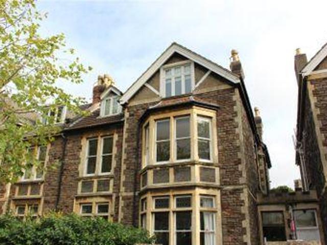2 Bedrooms Flat for rent in The Glen, Redland, Bristol, Somerset BS6