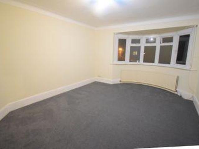 2 Bedrooms Flat for rent in The Grove, London NW11