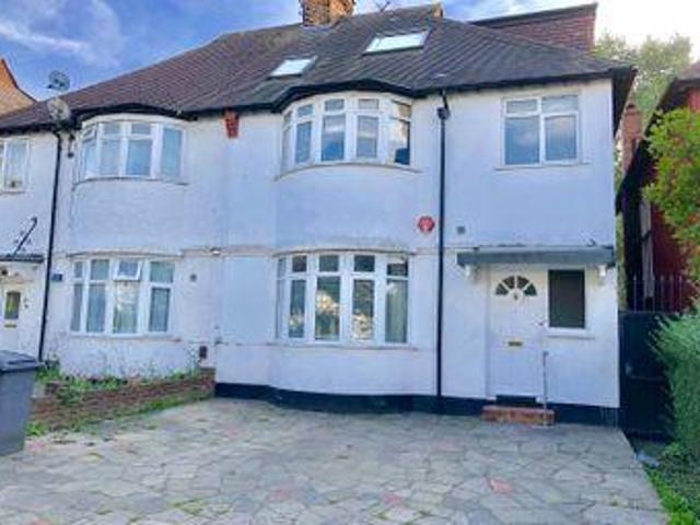 2 Bedrooms Flat for rent in The Grove, London NW11