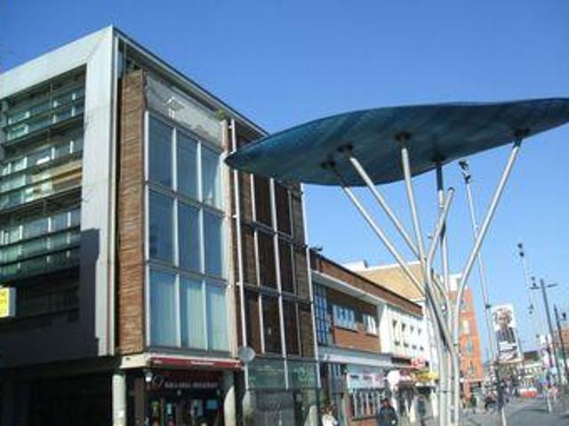 2 Bedrooms Flat for rent in The Grove, Stratford E15