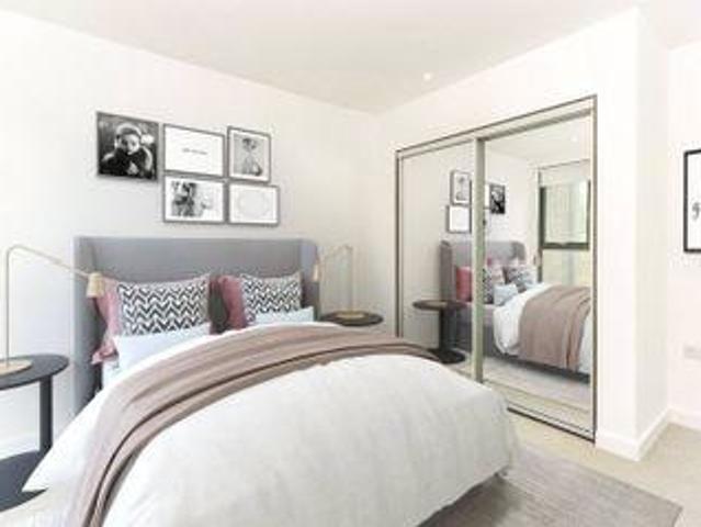 2 Bedrooms Flat for rent in The Horizon, Larkwood Avenue, London SE10