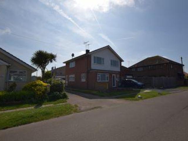 2 Bedrooms Flat for rent in The Layne, Elmer, Bognor Regis PO22