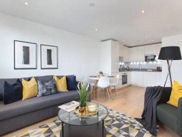 2 Bedrooms Flat for rent in The Library Building, 2A St Lukes Avenue, Clapham, London SW4