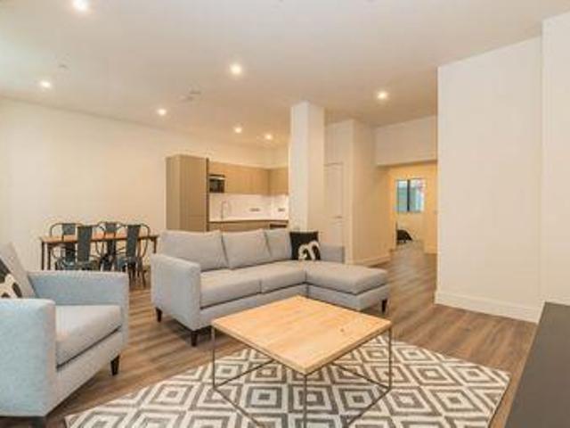 2 Bedrooms Flat for rent in The Lightwell, 71 Cornwall Street B3
