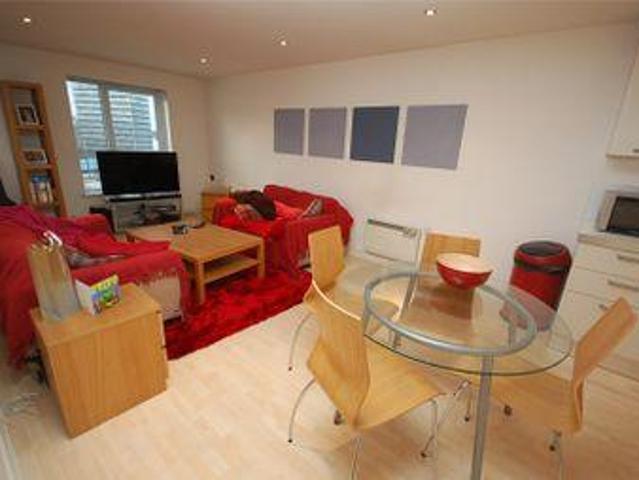 2 Bedrooms Flat for rent in The Linx, Simpsons Street, Manchester M4