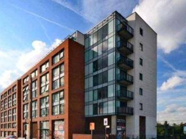 2 Bedrooms Flat for rent in The Lock Building, 72 High Street, London E15