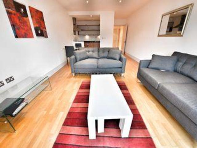 2 Bedrooms Flat for rent in The Lock Building, Whitworth Street West, Manchester M1