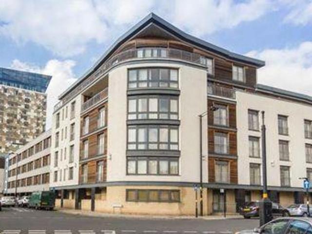 2 Bedrooms Flat for rent in The Postbox, Upper Marshall Street, Birmingham B1