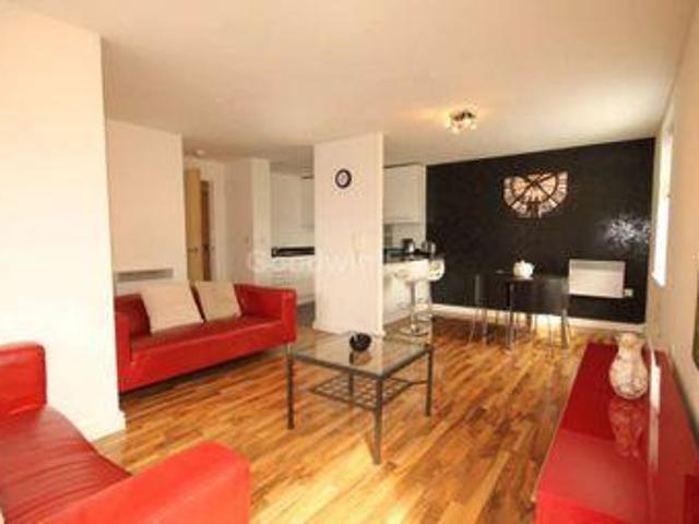 2 Bedrooms Flat for rent in The Quadrangle, 1 Lower Ormond Street, Southern Gateway M1