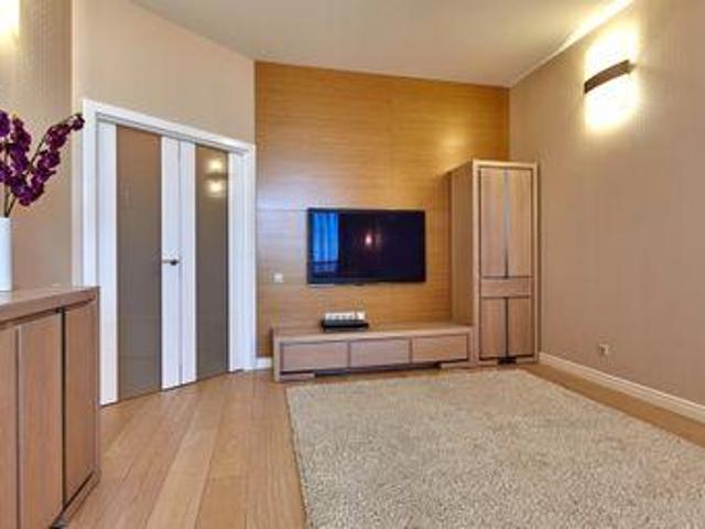 2 Bedrooms Flat for rent in The Quarterdeck, London E14