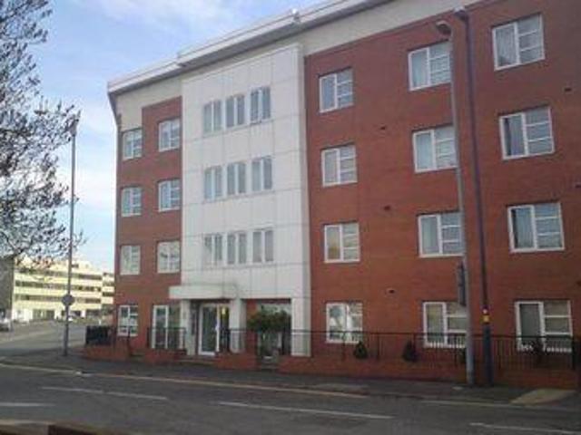 2 Bedrooms Flat for rent in The Qube, Edgbaston B1