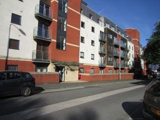 2 Bedrooms Flat for rent in The Room, Lawson Street, Preston PR1